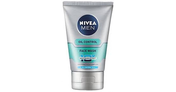 Nivea Adv. Whitening Oil Control Face Wash - 50 ml : Buy Nivea Adv ...